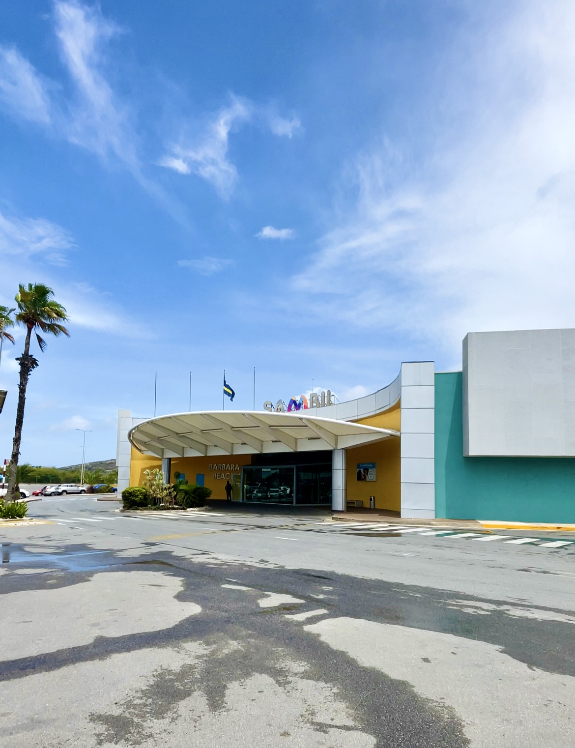 Winkelen bij Sambil shoppingcenter Curacao